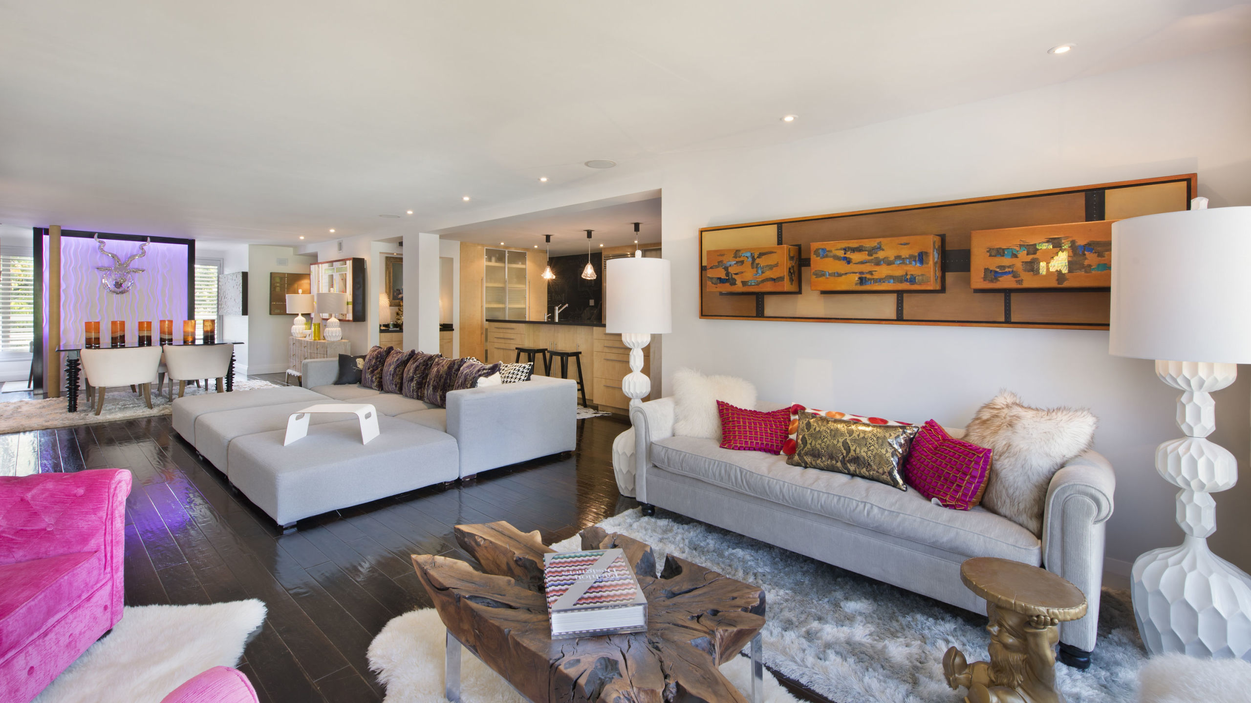David Bromstad Interior Design Dive Into Color With David Bromstad