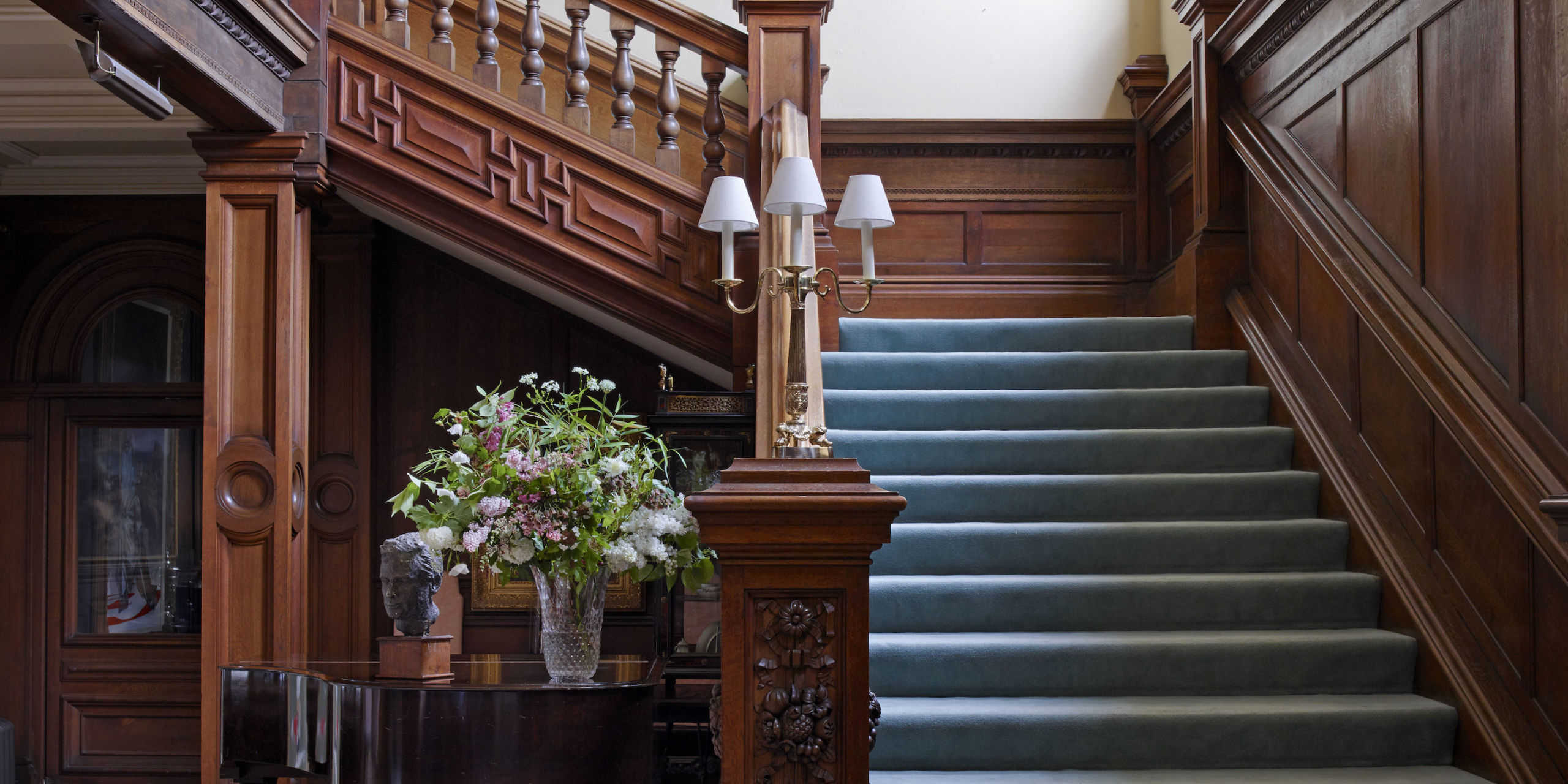 Old English Mansion Foyer Stratford Towers Exquisite Brick English